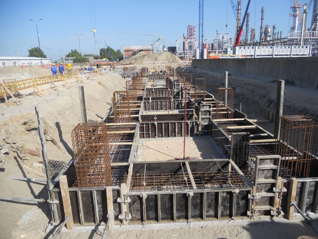 Reinforced Concrete: Types, Characteristics & Advantages - Tim Global ...
